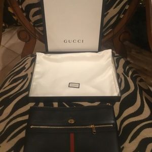 Gucci | Bags | Gucci Medium Leather Envelope Bag | Poshmark